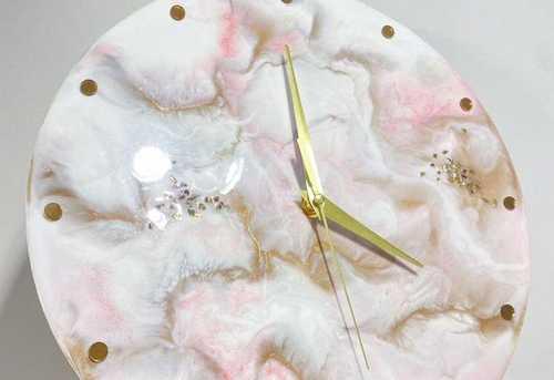 Часы из эпоксидной смолы 30см белые розовые золото
