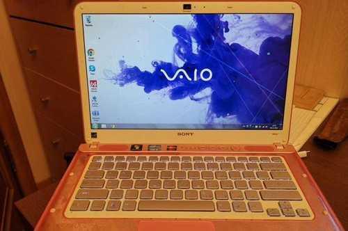 Ноутбук sony Vaio core i5