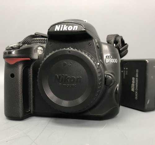 Nikon D5000 80.010 кадров