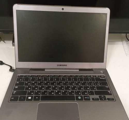 Samsung np530u3c