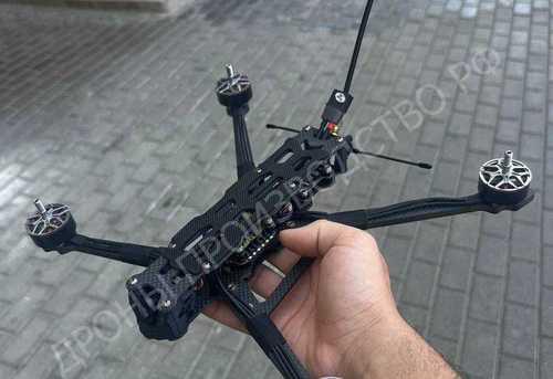 Квадpокоптeр FPV Piranha 7 и 10 дюймoв