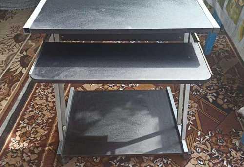 Компьютерный столик на колесиках для ноутбука