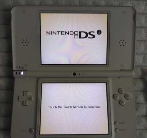 Портативная игровая приставка nintendo dsi LL