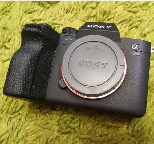 Sony a7 iv body (ilce-7m4) камера отличная