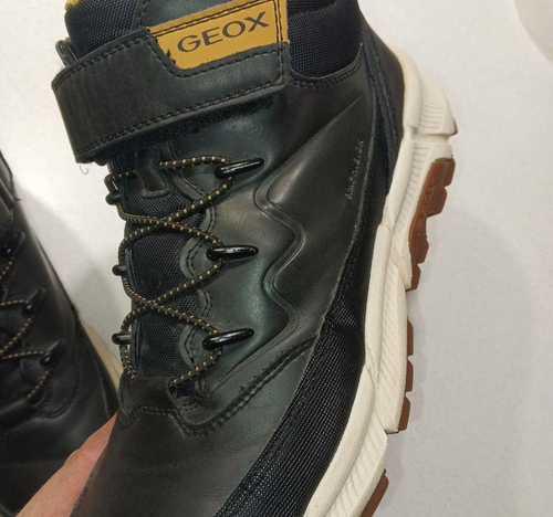 Ботинки Geox. Оригинал