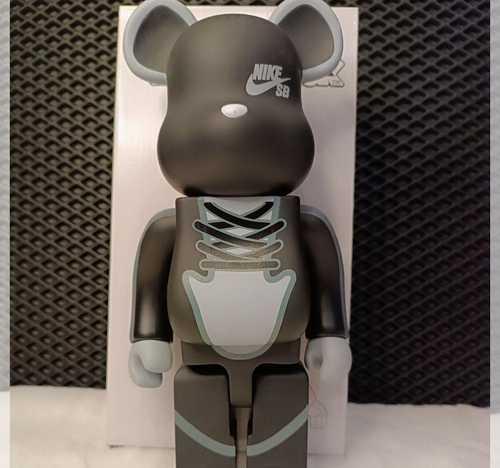 Bearbrick Nike Sb 400% Black