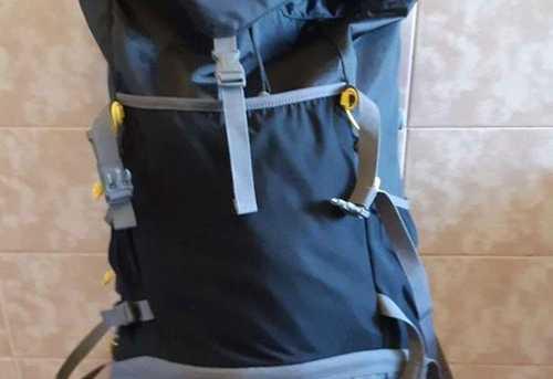 Рюкзак туристический outventure Hiker 45 с сумкой