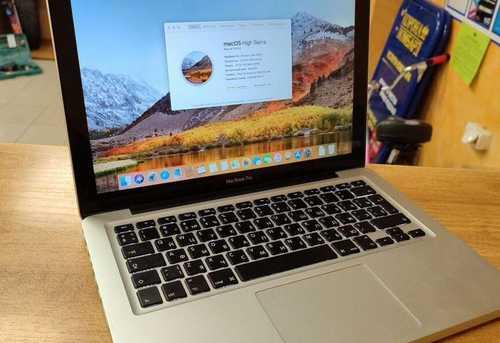 Apple MacBook Pro (13-Inch)