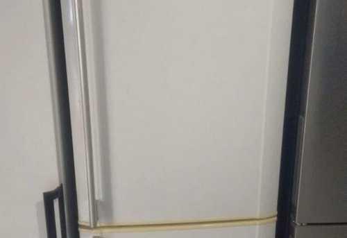 Холодильник sasung