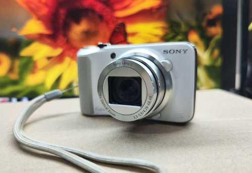 Компактный фотоаппарат Sony DSC-HX10