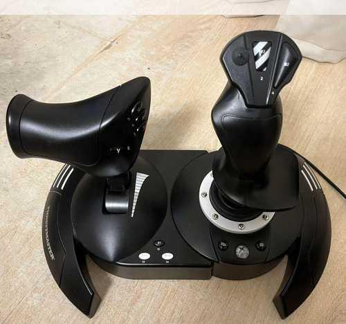 Джойстик thrustmaster t flight