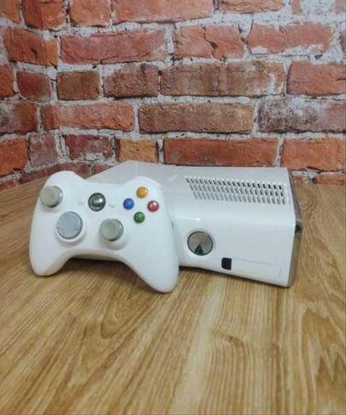 Прошитый Freeboot белый Xbox 360 Slim 500GB + игры