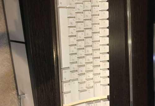 Apple wireless keyboard A1016