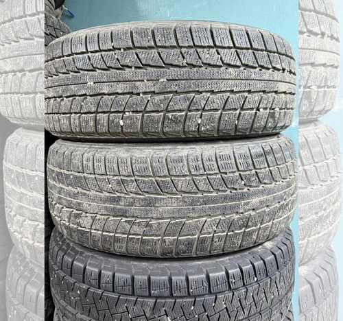 Triangle Snowlink TWT02 215/55 R17