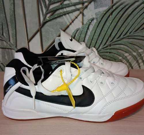 Футзалки nike