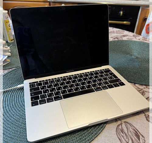 Apple macbook pro 13 2017 А1708