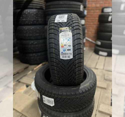 Nokian Tyres Hakkapeliitta R3 245/45 R18 100T