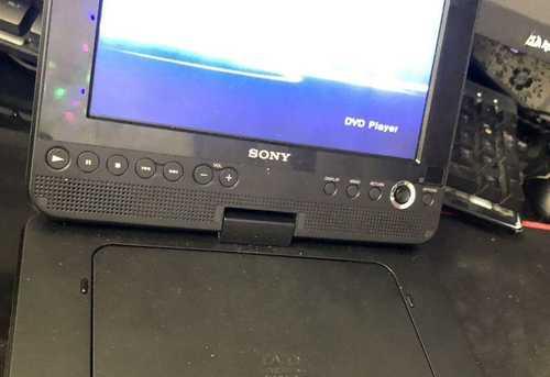 Портативный видеопроигрыватель Sony DVP-FX870