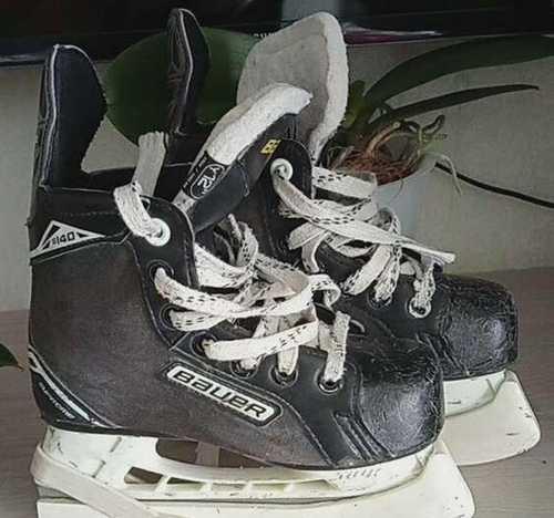 Хоккейные коньки bauer