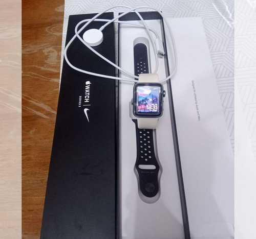 Смарт часы apple watch