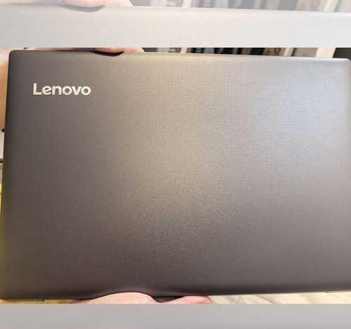 15.6" Lenovo IdeaPad 520-15IKB, Core i3, RAM 8ГБ, 2256 ГБ, GeForce 940MX 2 ГБ