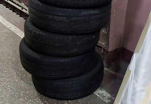 Nokian Tyres Hakka C2 215/70 R15C 109