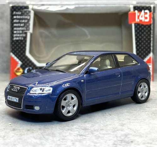 Модель Audi A3 3.2 V6 2010 1:43 Cararama