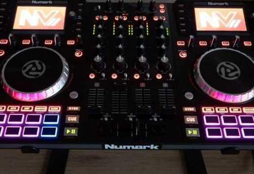 Numark nvii Dual-Display DJ controller + decksaver