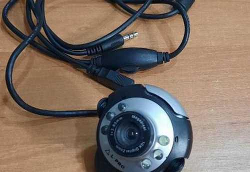 Веб-камера Genius L-Pro