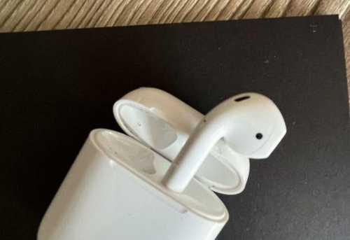 Airpods 2 правый + арядный кейс + чехол