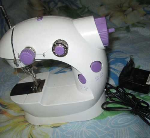 Швейная машинка Mini Sewing Machine SM202Aпортатив