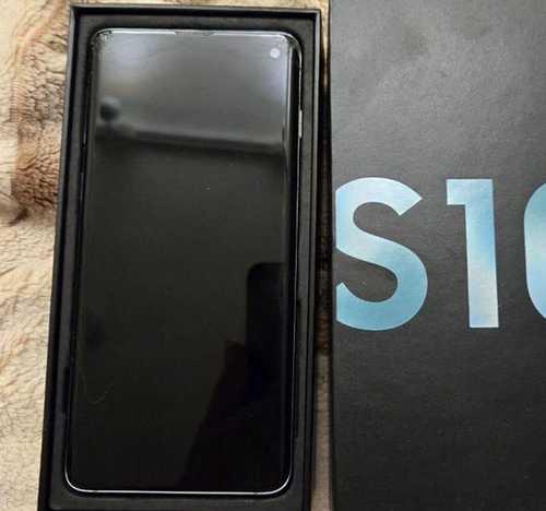 Samsung Galaxy S10, 8/128 ГБ