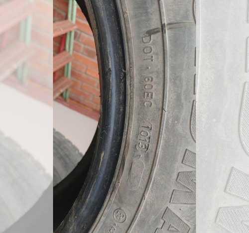 Cooper Discoverer ATS 235/65 R17 108T