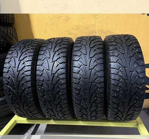 Hankook Winter I'Pike RS W419 215/65 R16