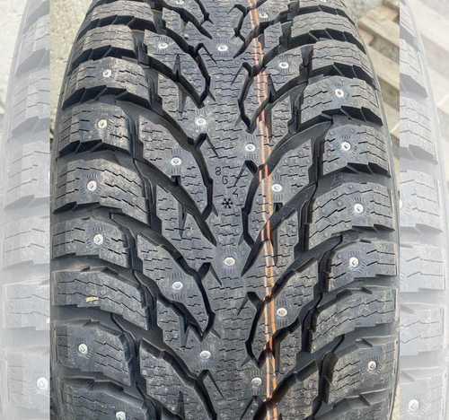 Ikon Tyres Autograph Ice 9 SUV 295/35 R21 107T