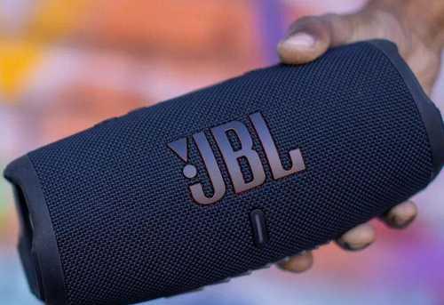 Портативная акустика JBL Charge 5 (Черный)