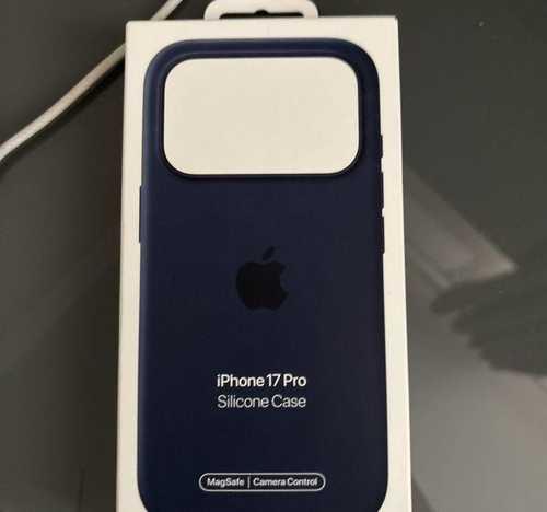 Чехол на iPhone 17 pro