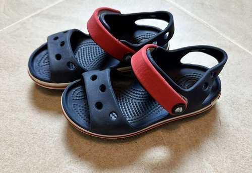 Сандалии crocs c8