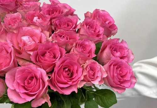 Букет розовых роз 25 шт на заказ