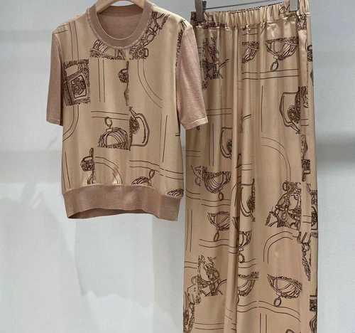 Костюм женский шелковый hermes