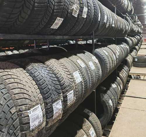 Nokian Tyres Hakkapeliitta R 215/60 R16 99Q