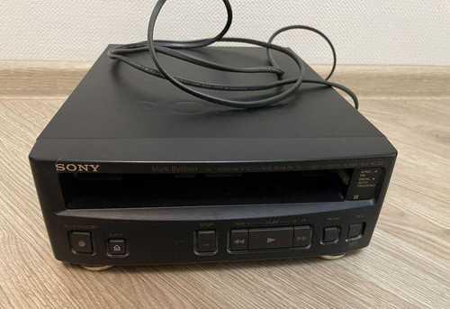 Видеомагнитофон sony-XC30SG