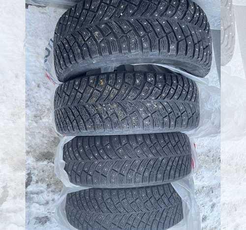 Michelin X-Ice North 4 205/55 R16