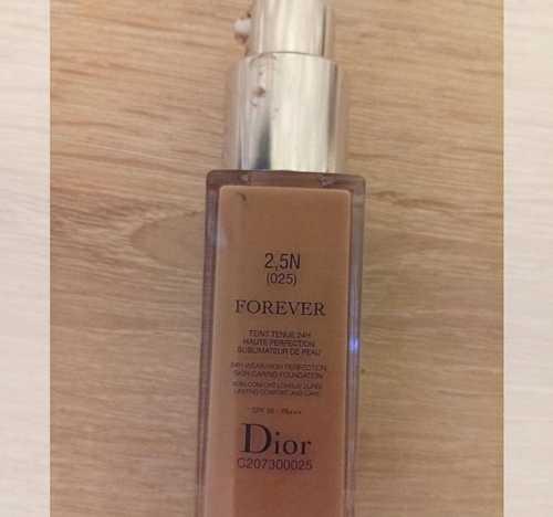 Тональный крем dior