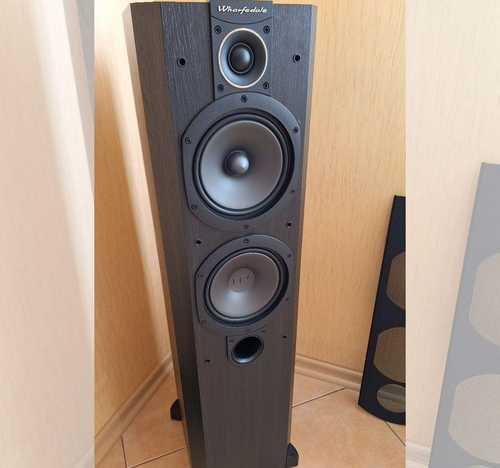 Акустические напольные колонки Wharfedale