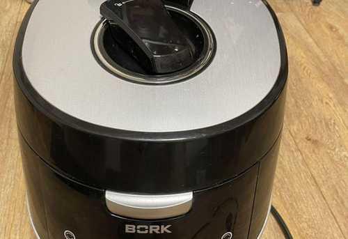 Мультиварка bork u700