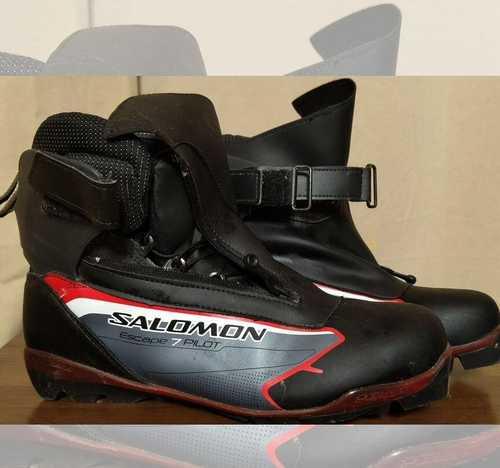 Лыжные ботинки salomon 42