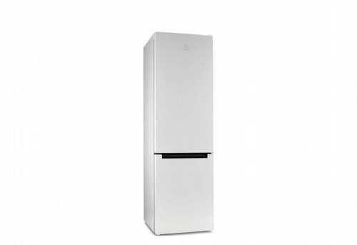 Холодильник Indesit DS4200W