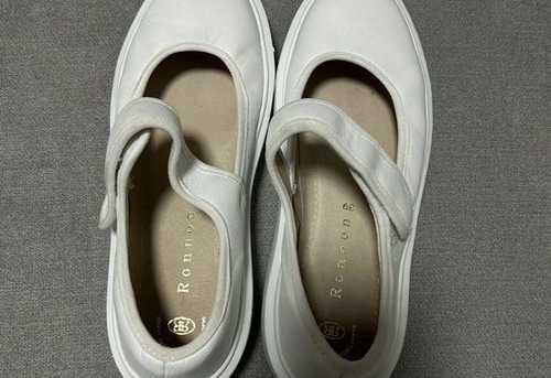 Кожаные туфли белые балетки замшевые черные 38,39