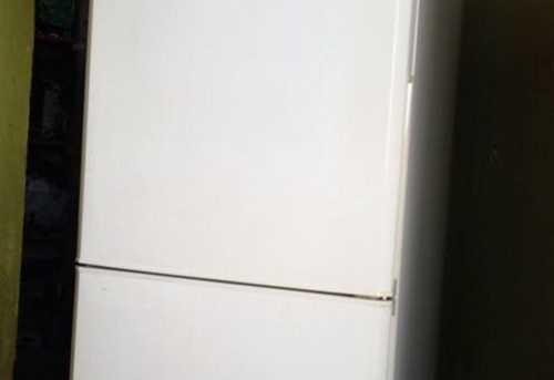 Продам холодильник Samsung, исправный